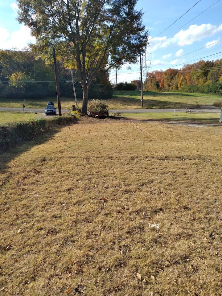 Delightful Campsite With Free Parking Very Quiet. - Memphis, TN