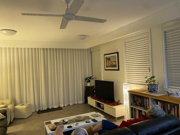King Room In Riverside Apartment - Maroochydore