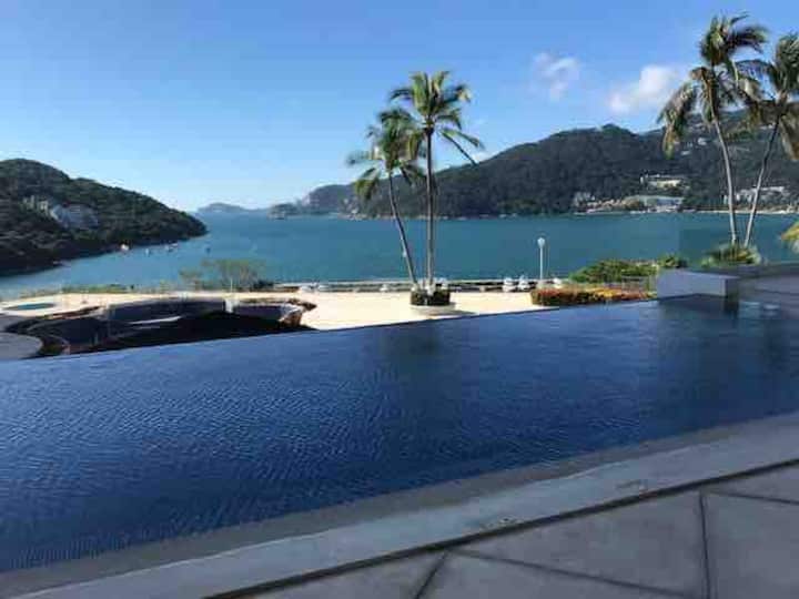 Increible Vista A La Bahía-zona Diamante, Acapulco - Acapulco