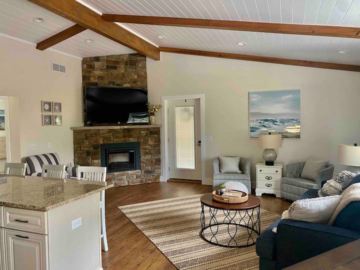Fully Remodeled Home,  All Brand-new And Clean! - Port Crescent State Park, Port Austin