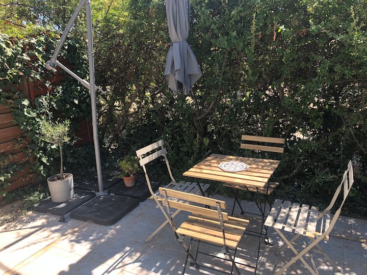 Grand Studio Véranda Et Terrasse - Carqueiranne