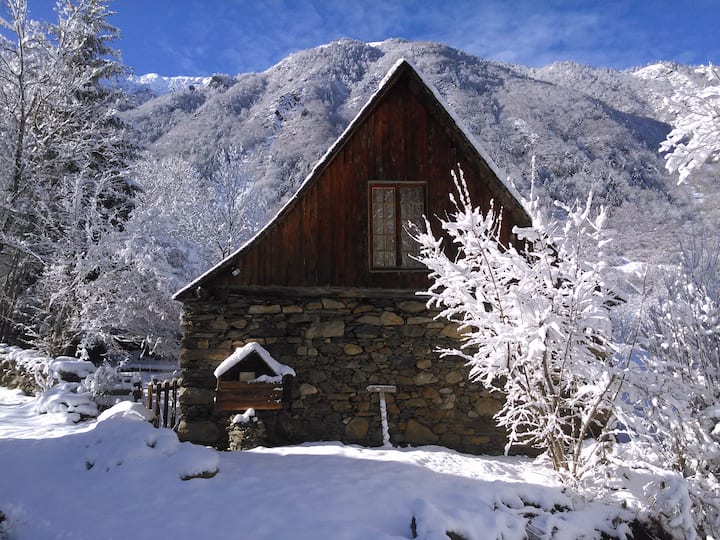 Les Granges D'ourcibats - Pyrenees