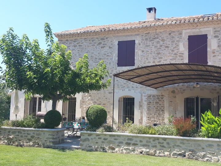 Mas Provençal Avec Piscine Au Pied Du Luberon - Cheval-Blanc