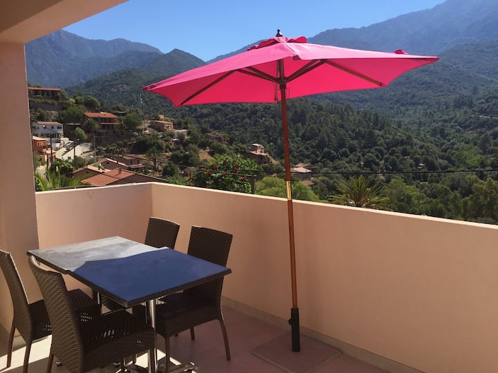 Appartement Agréable, Près De La Mer - Porto