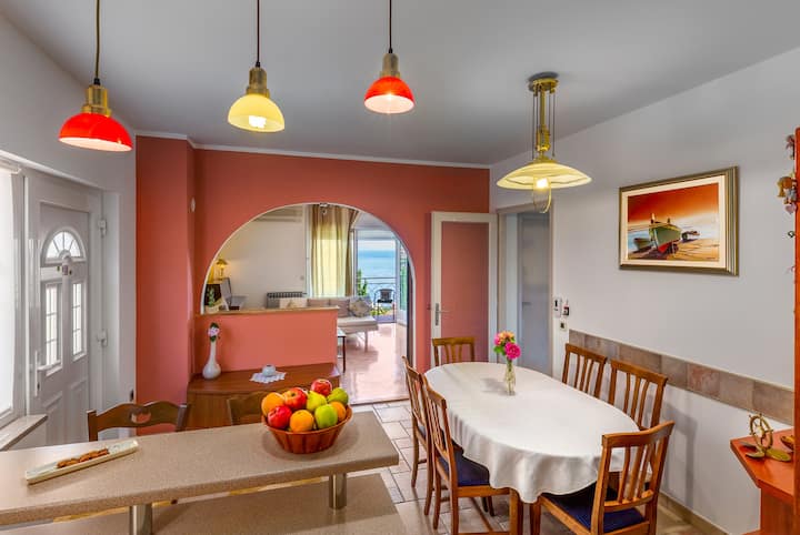 Apartment With Spectacular View - Opatija