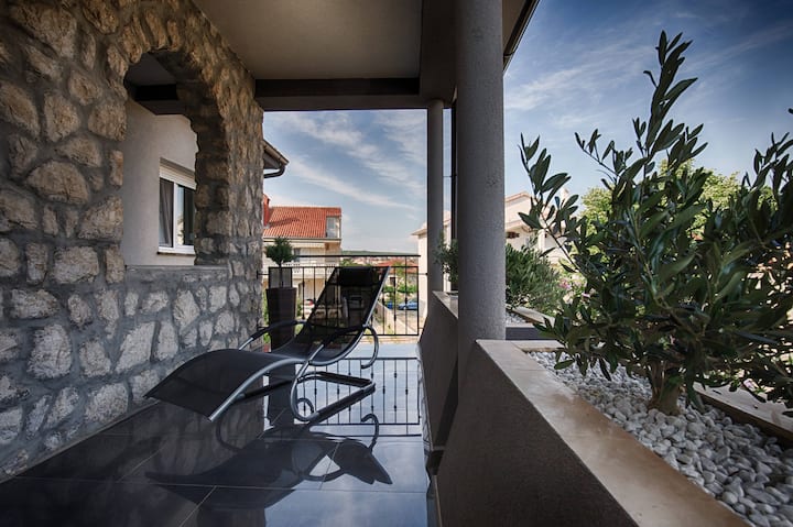 Vilaveja App2 - Family House Near City Center Krk - Krk