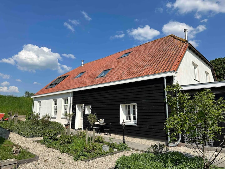 Mooi En Ruim: Zolder Van Boerderij ’T Spoel - Nieuwegein
