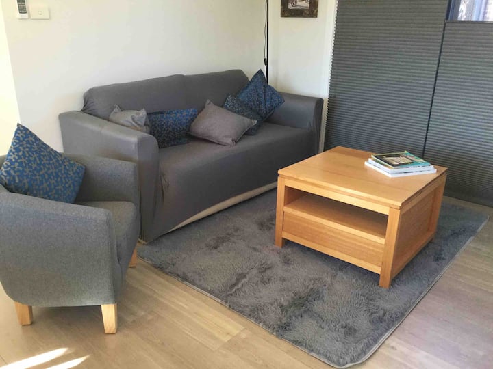Bluepolz - Delightful 1 Bedroom Residential Home. - Jindabyne