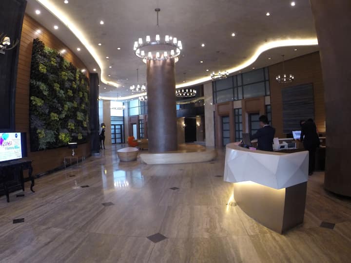 Spacious & Luxurious Space For Rent - Manila