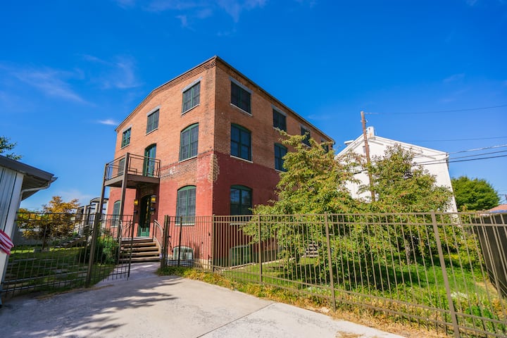 The Barrel House - Chambersburg
