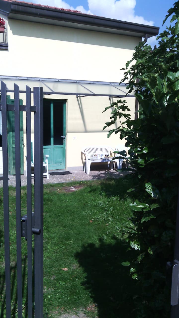 Ponzate A Quiet Place Close To Lake Como - Como