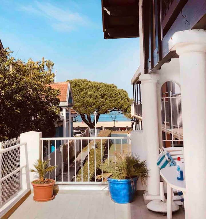 Villa Privée Devant La Plage Centrale D’arcachon - Arcachón
