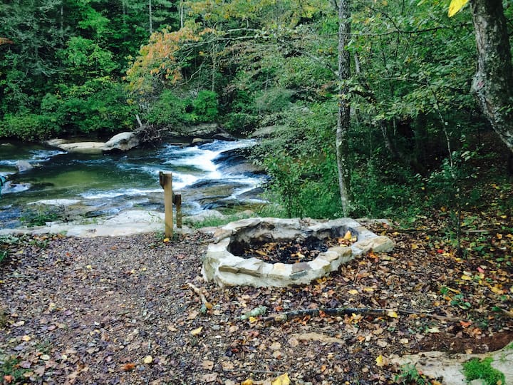 Mill Pond Lodge on Jacob Fork River - Houses for Rent in Connelly ...