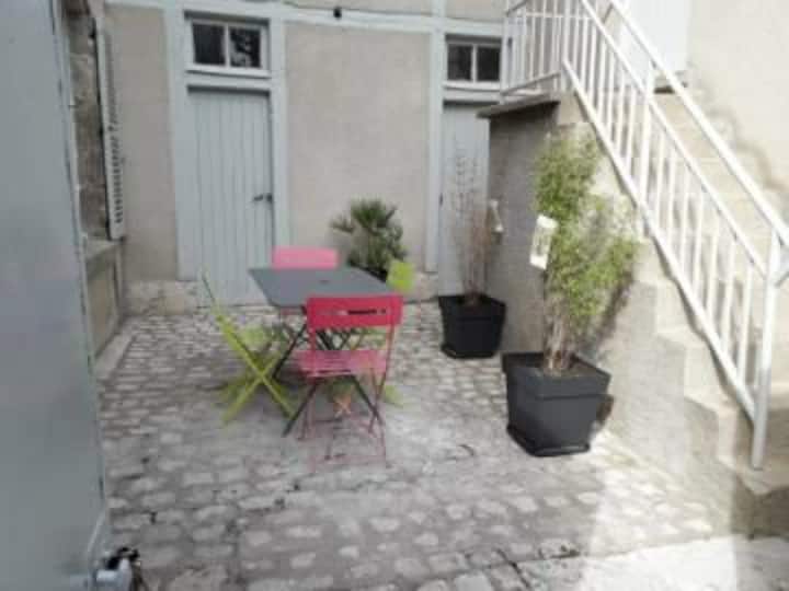 Appartement Avec Cour Privative Dans Vieux Blois - Blois