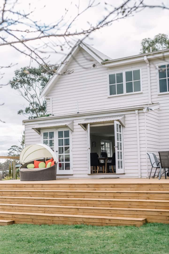 'Leisceior' Trentham - Trentham