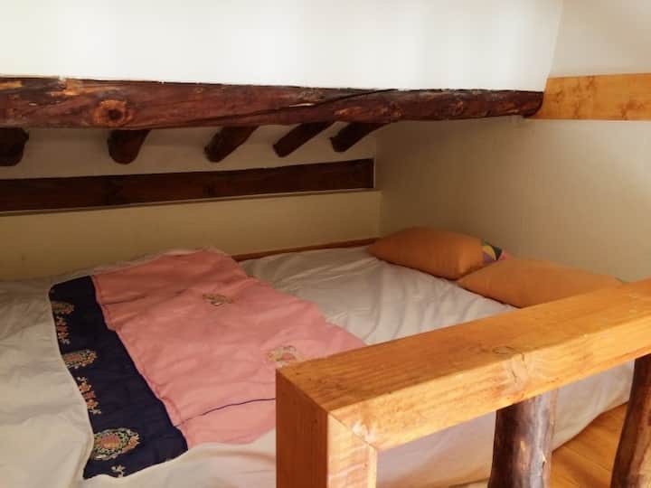 마루(다락방) Stay With Loftbedroom - Jeonju