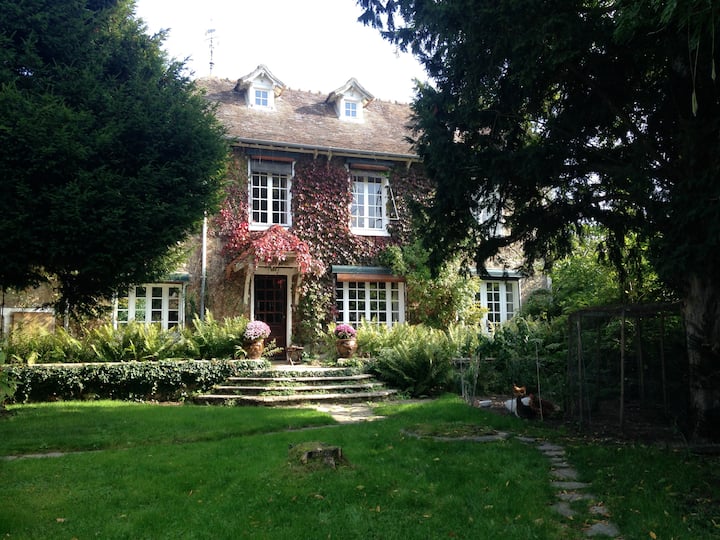 Maison Beau Village 45 Kms De Paris-piscine - Montfort-l'Amaury