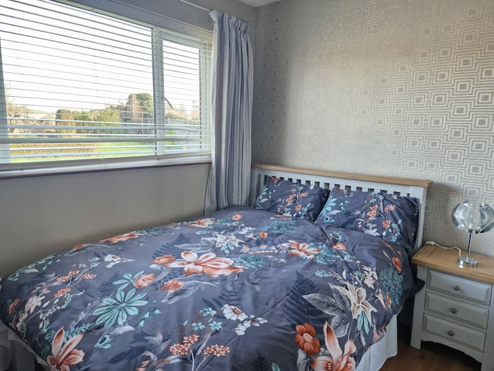 Private Double Room In Central Location - 털러모어