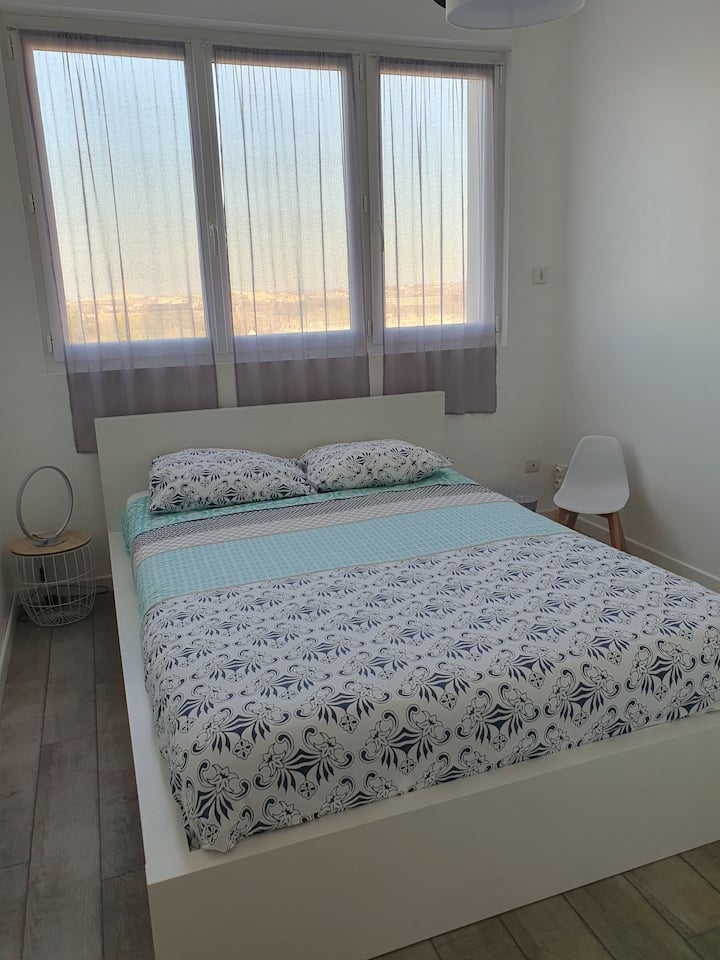 Chambre Privée Avec 1 Lit 2 P Dans Appart - Arras