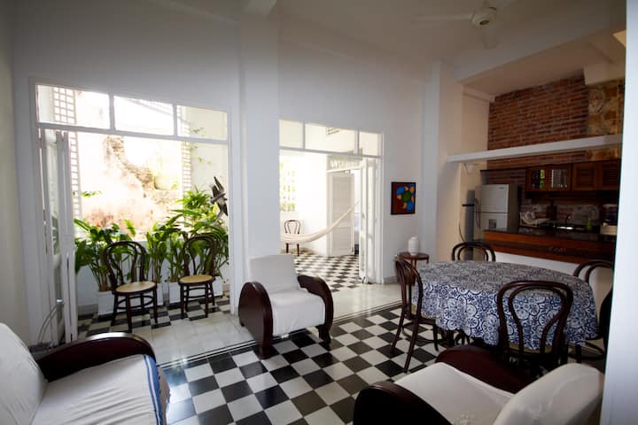 Best Location In Historic Center+charming Oasis - Cartagena