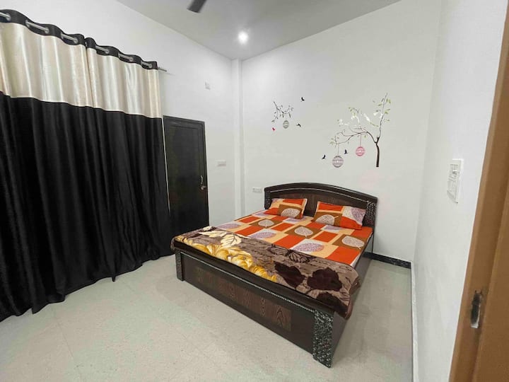 Rukmani Villas - Vrindavan