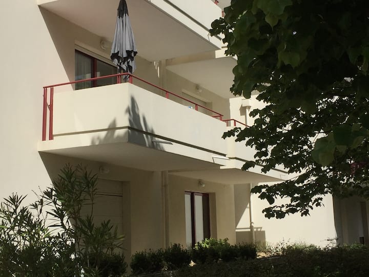 Appartement Agréable Lumineux Avec Balcon - La Rochelle