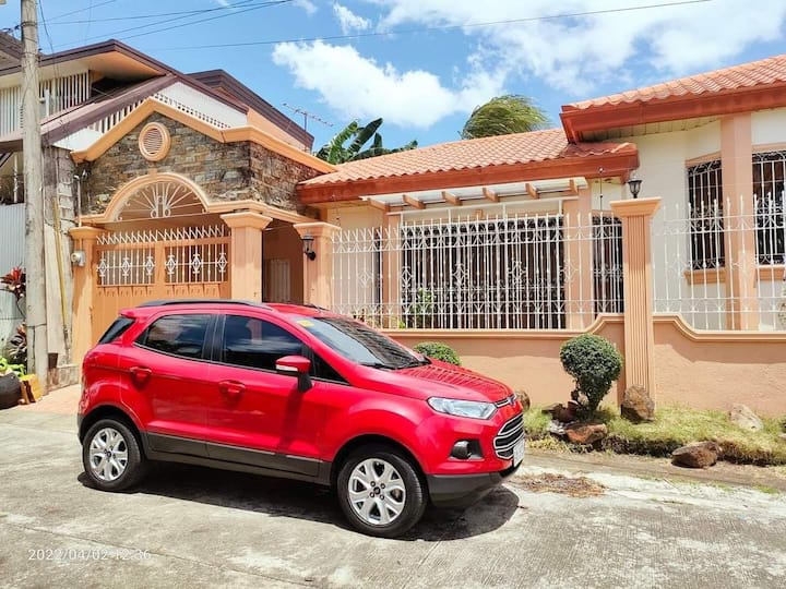 Homey & Cozy Transient House In A Gated Community - Bacolod