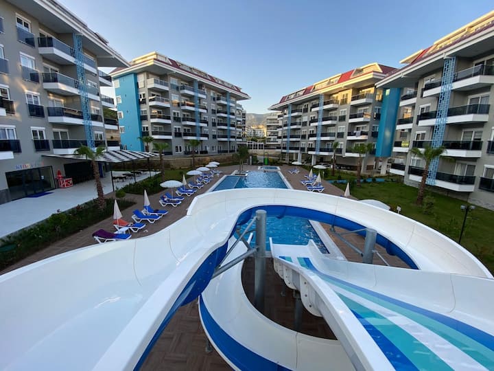 250 M To The Sea, Full Activity  E14 - Alanya