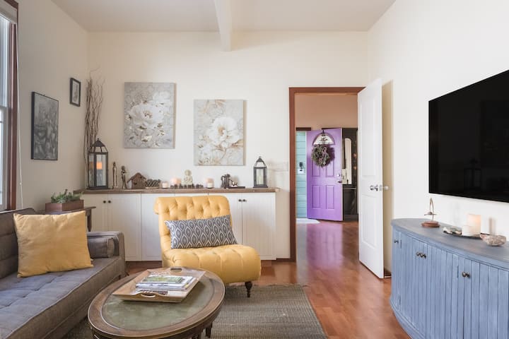 Cozy Pied-à-terre In Downtown Santa Cruz - Santa Cruz, CA