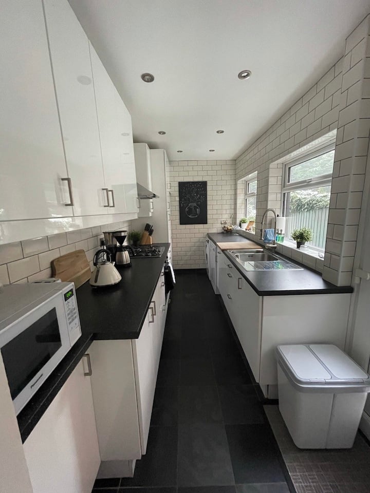 Comfortable Modern House In A Great Location! - Nottingham