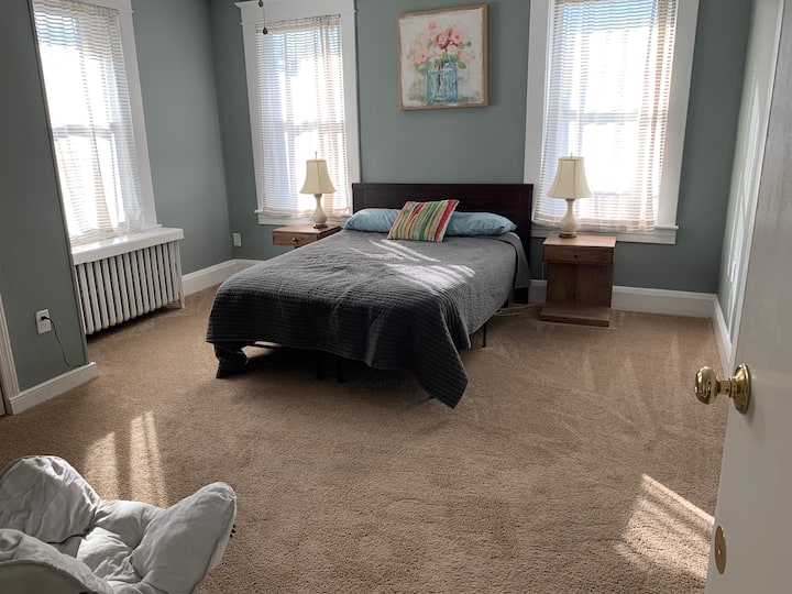 Comfortable Private Apt For A Weekend Or Longer! - Baltimore, MD