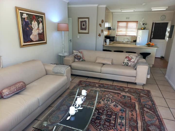 Cape Town Blouberg 3 B/r Pool Close To Beach - Parklands