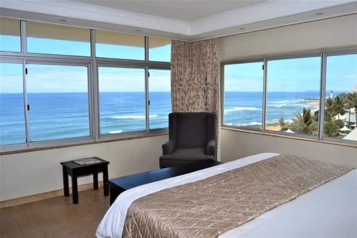 26 Bronze Bay Penthouse Umhlanga Beachfront - Umhlanga