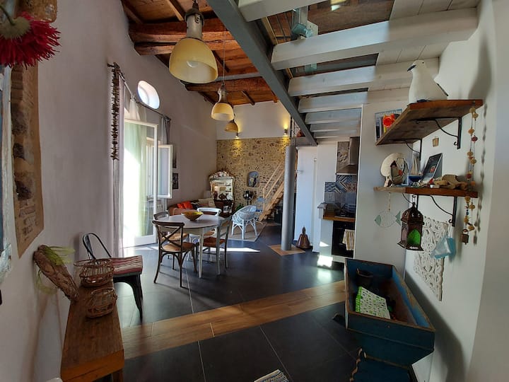 Casa Con Vista Nel Centro Storico Di Terracina - Terracina