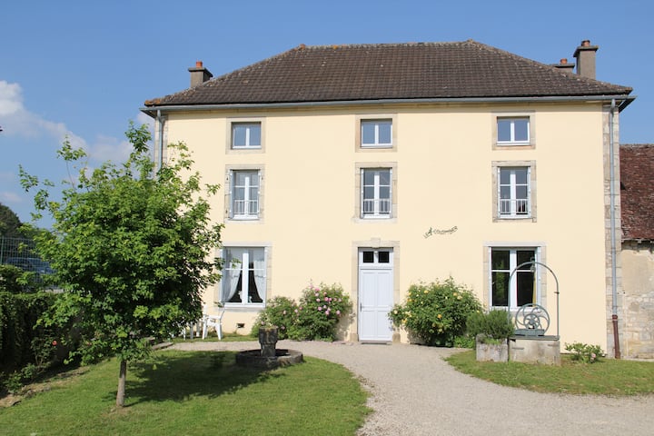 Gîte Le Colombier - Château D'arcelot - Dijon