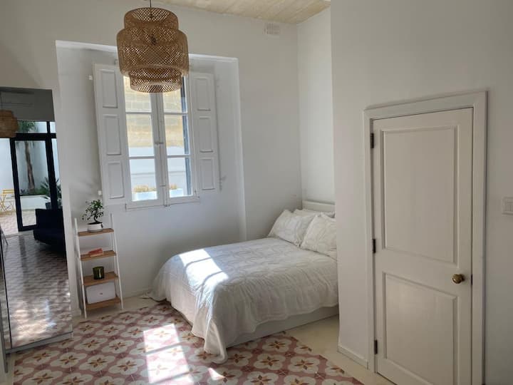 Studio At 2 Hookham Frere. Near Marina Di Valletta - Malta
