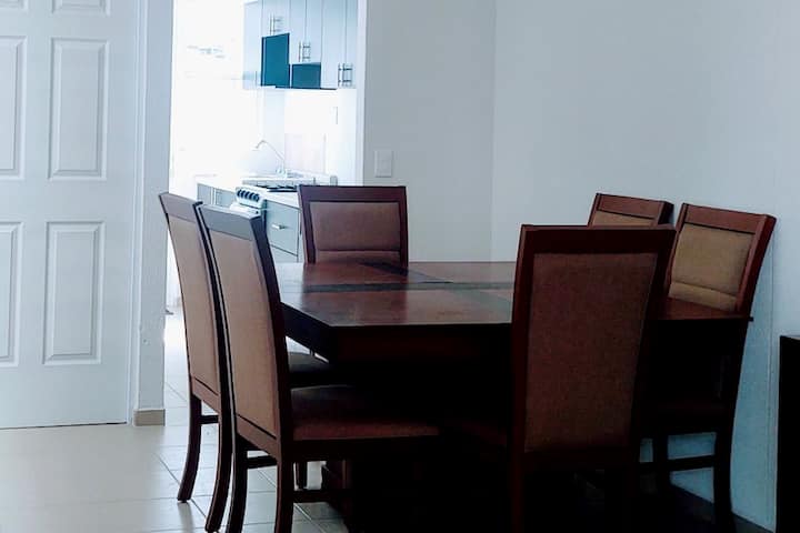 Micasita Puerto Interior. - León