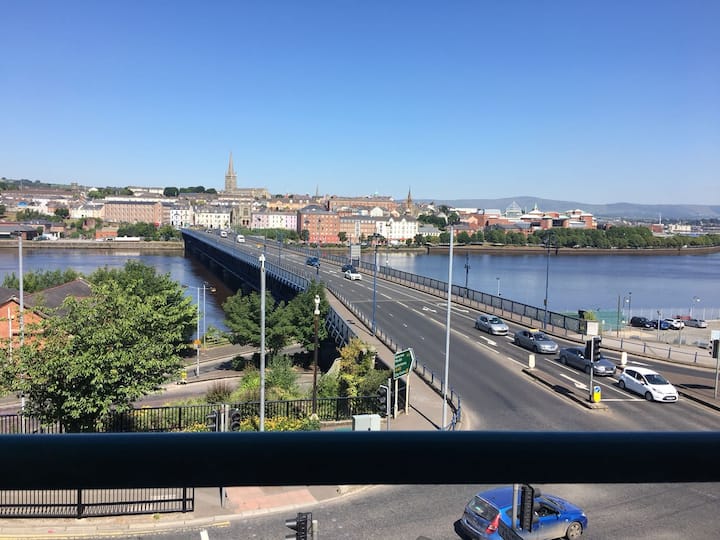 Derry River Bridge View - Derry