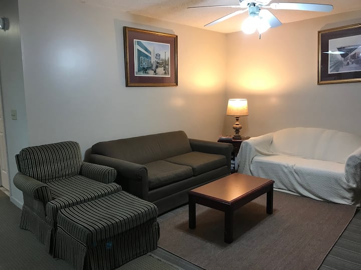Suite 404 - Experiment, GA
