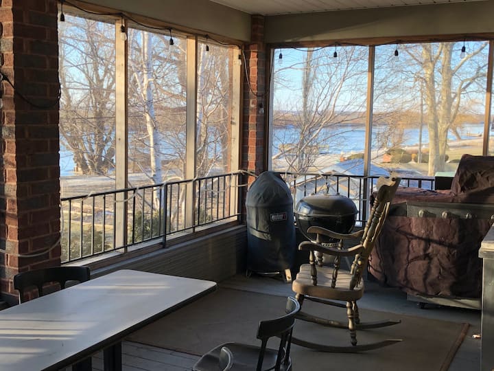 Knut’s Cottage On The Lake - Leamington