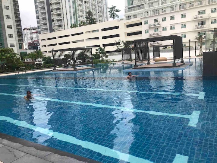 Solinea Tower And Residence In Ayala Center - Cebu City