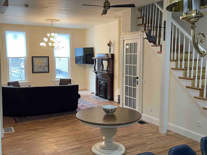 Historic House Blocks From Town! - Covington, KY