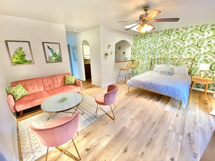 The Palm Oasis - Oceanside, CA