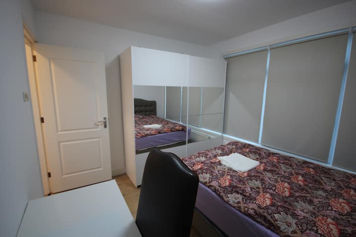 Spacious Room In A Newly Renovated Apartment - The Hague