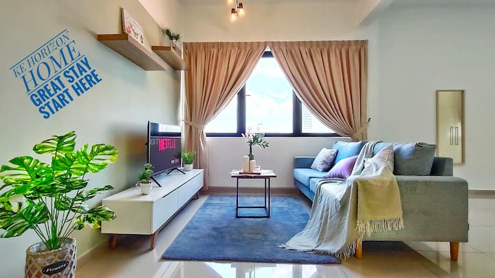 Cozy Home @Encorp Strand Mall @Alpha Ivf ~Tgv~4pax - Petaling Jaya