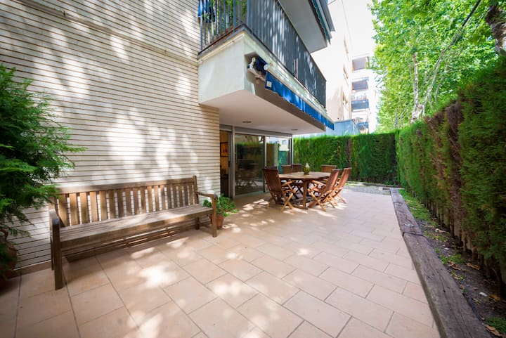 Planta Baja Con Jardín A Pocos Metros Del Mar - Torredembarra