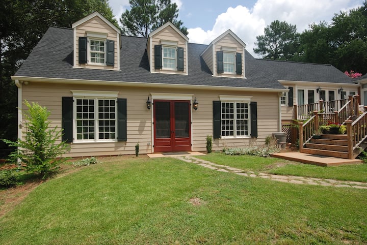 The Cottage - Stone Mountain, GA