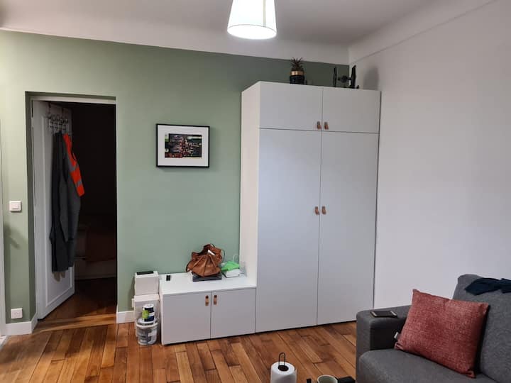 Appartement 2 Pièces, Lumineux Et Proche Transport - Gennevilliers