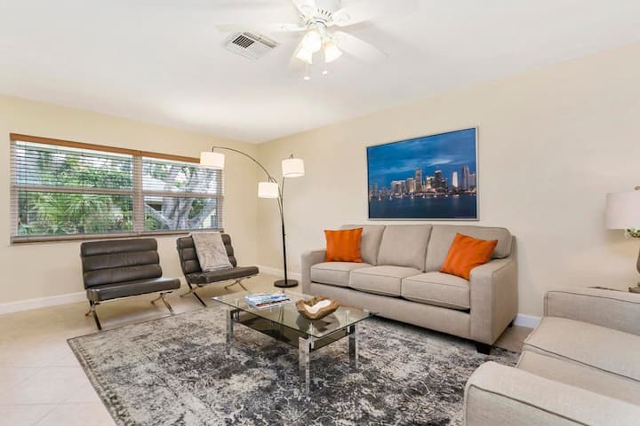 Steps To Private Beach, Pool, Private Patio 19-2 - Boca Raton, FL