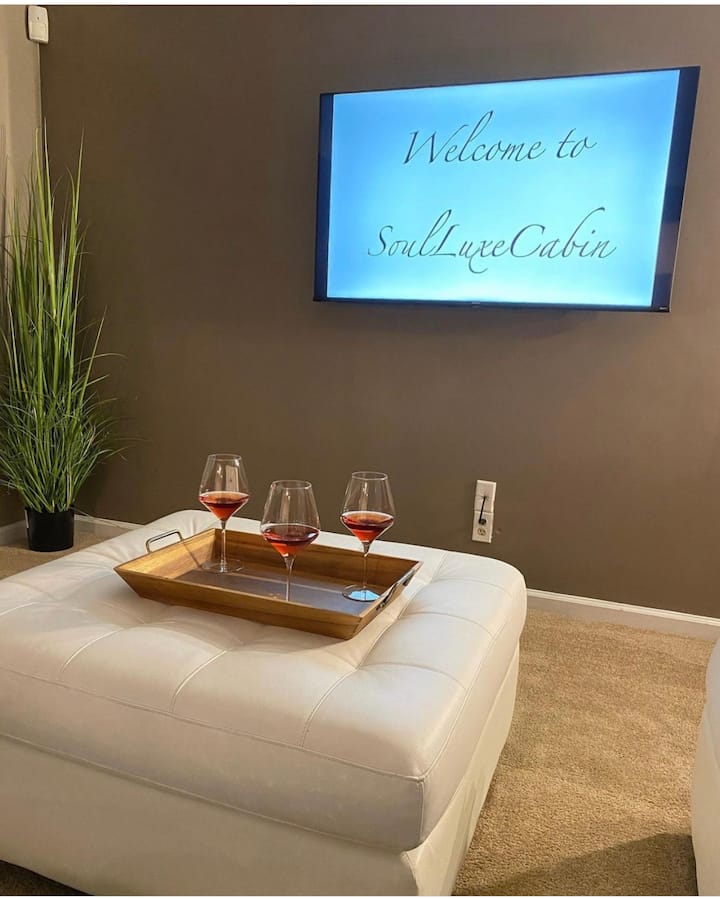 Soul Luxe Cabin - Cincinnati, OH